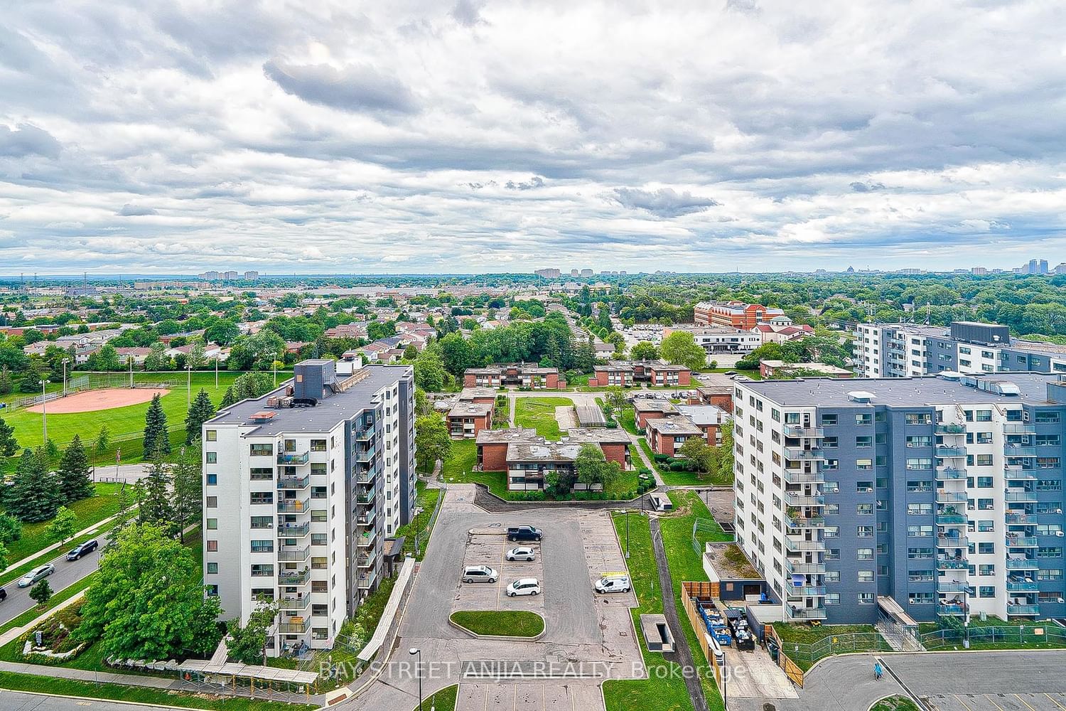 45 Silver Springs Blvd | Woodlands On The Park Condos | 1 Bed + 1 | 1 ... 45 Silver Springs Blvd | Woodlands On The Park Condos | 1 Bed + 1 | 1 ...